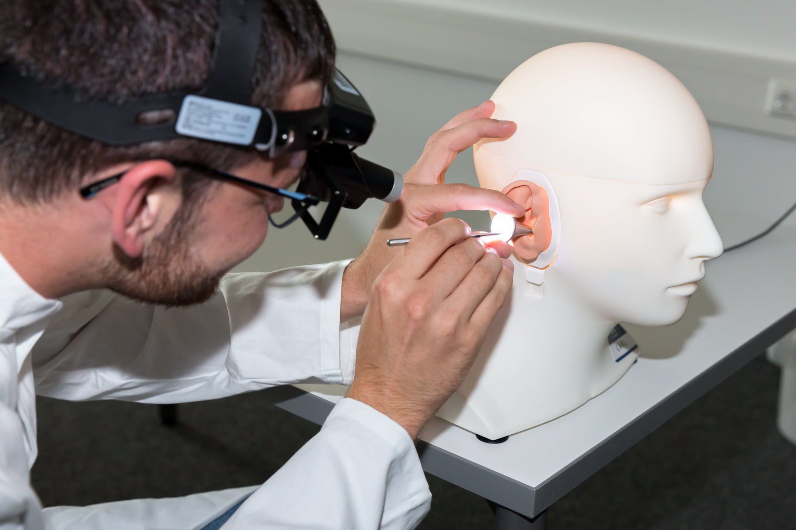 Cerumen Management – AHead Simulations